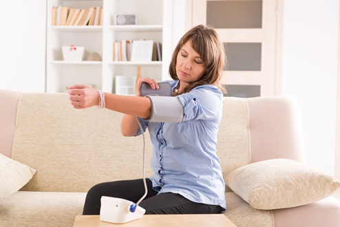Postpartum women manage high blood pressure with home monitoring ...